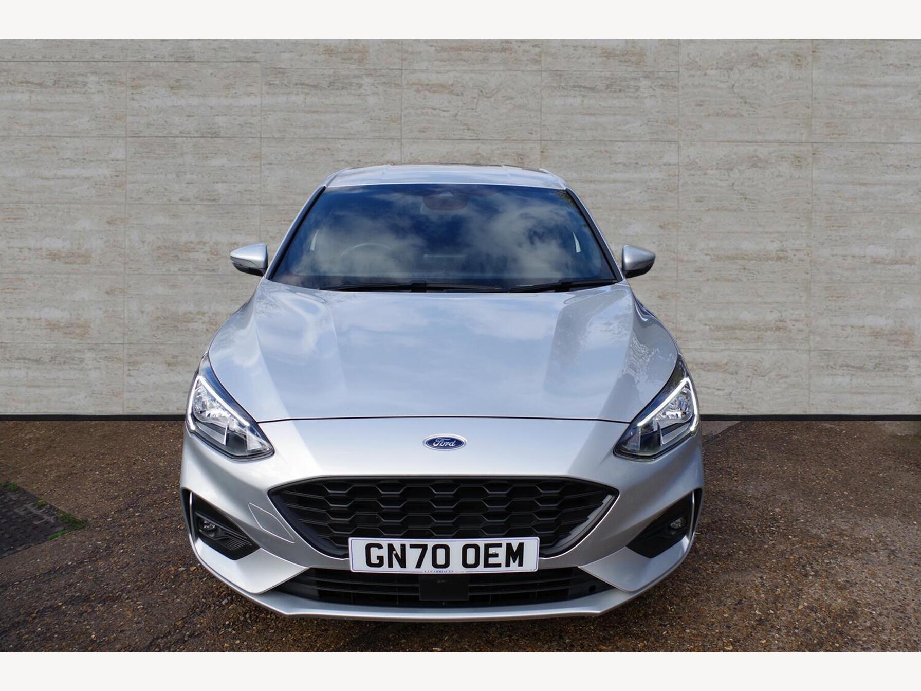 Used Ford Focus 1.0t Ecoboost St-line Euro 6 (s/s) 5dr 2020 for sale in ...